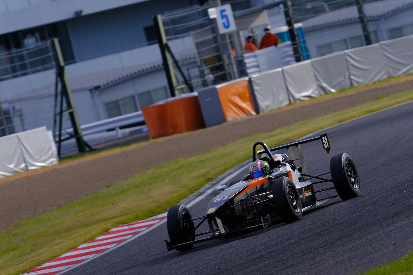 特別フリー走行A組トップは落合蓮音（ファーストガレージKK-SII） - モータースポーツフォーラム